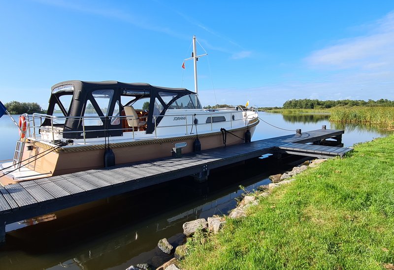 Motorboot 'Schiffart vlet Joanna ' huren in Friesland | De Schiffart ...